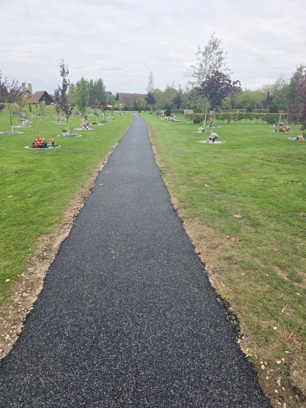 Westerleigh Cemetery - Sudstech Permeable Paving